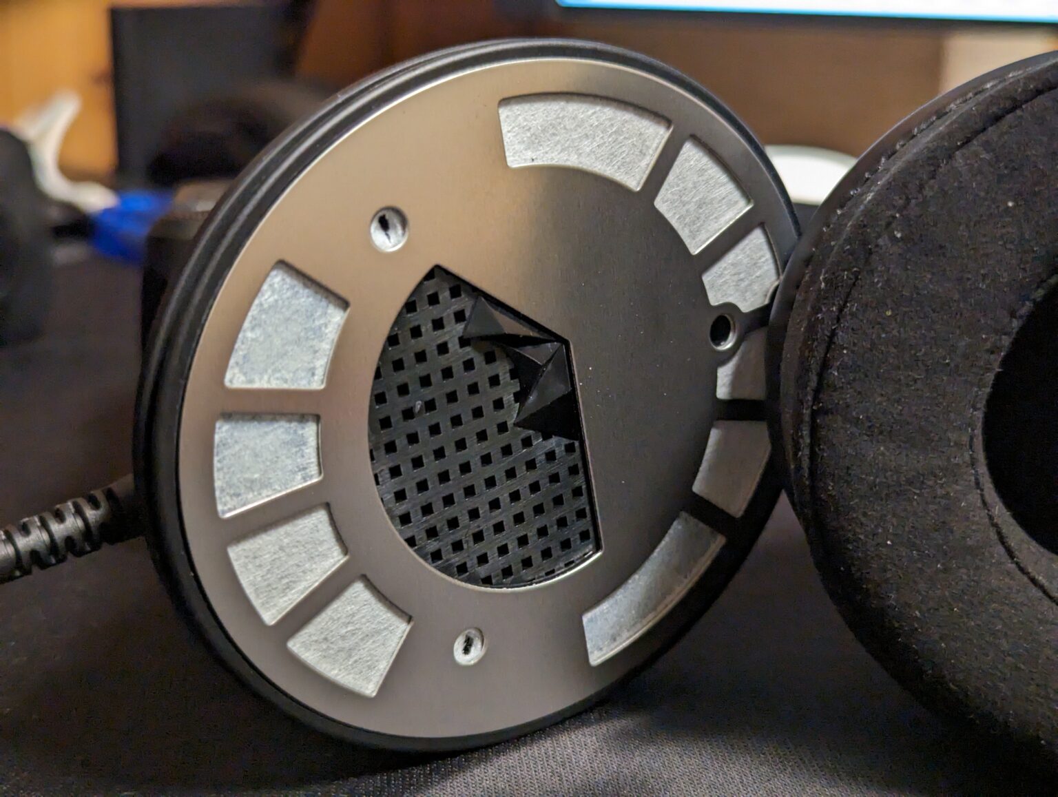 【ULTRASONE Signature PURE】レビュー。FPSゲーム向けで提案したい神ヘッドホン