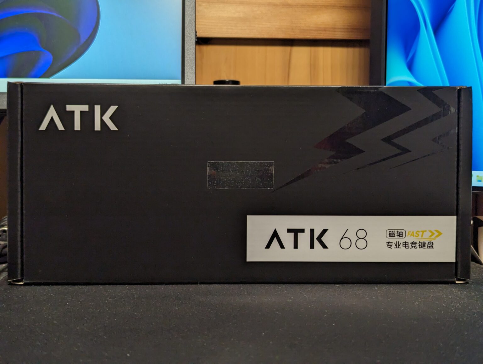 【VXE ATK68】レビュー。ModTapやDKSが使えるゲーム用途以外でも便利な65％キーボード
