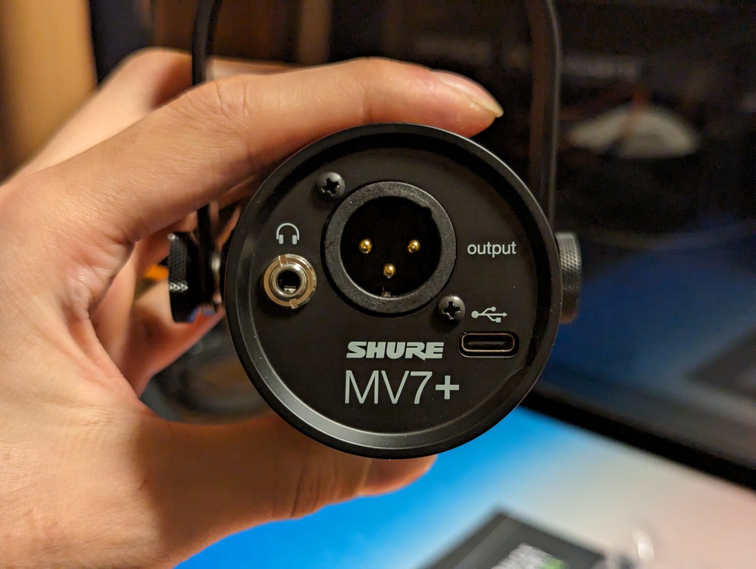 【SHURE MV7+】レビュー。さらに実用的に進化した配信マイクの決定版が登場